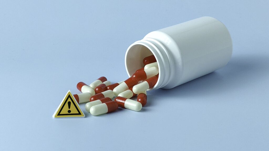 GLP-1 Drug Black Box Warnings: Thyroid Cancer Risks (2026)
